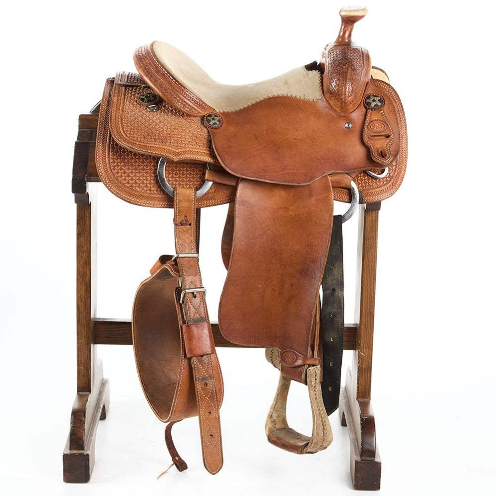 NRS Used 15in Professional Team Roping Saddle