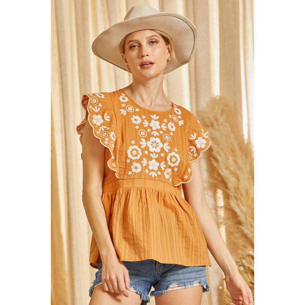 Andree By Unit Womens Marigold Embroidered Top