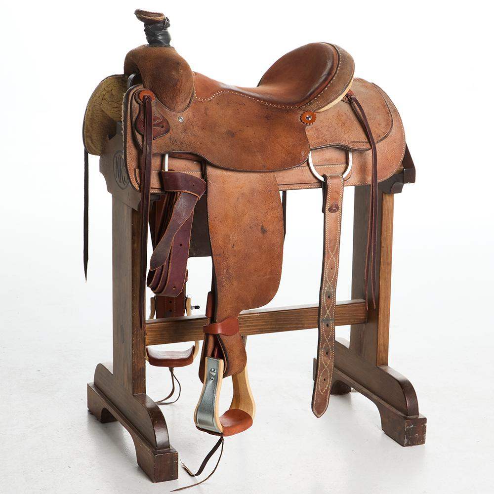 Allen`S Saddlery 15in Used Team Roper