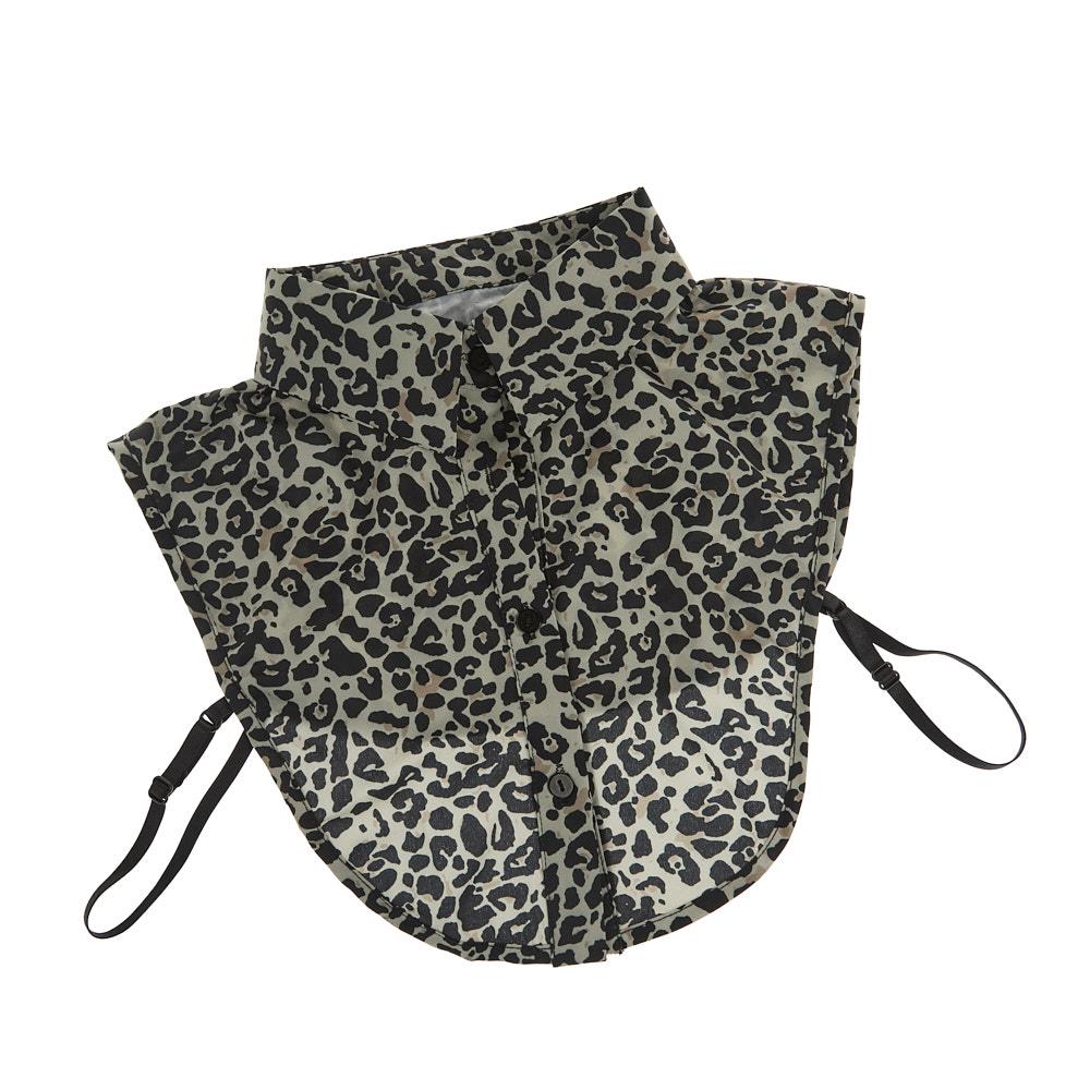 Summer Tees Women's Leopard Corporate Collar
