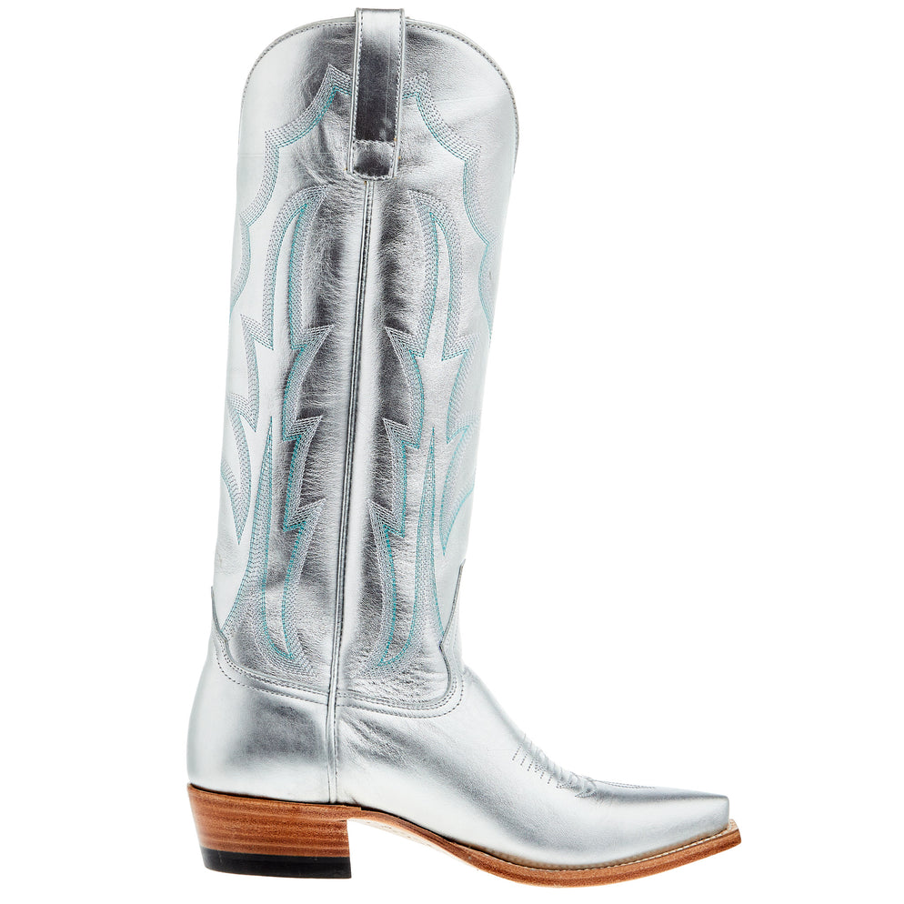 Macie Bean Women's Silver Bullet 15 In Silver Metallic Top Cowgirl Boo